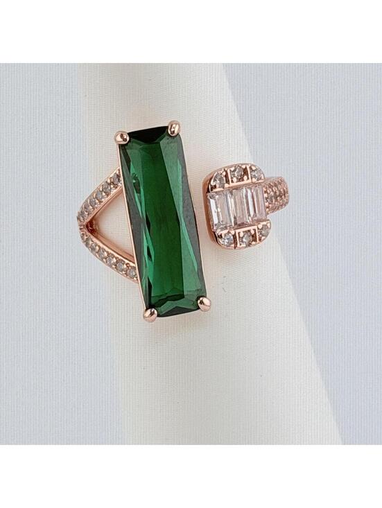 Jewelry | Bomb Party May Sz 7 The Elara Ring Lab Created Emerald On ...